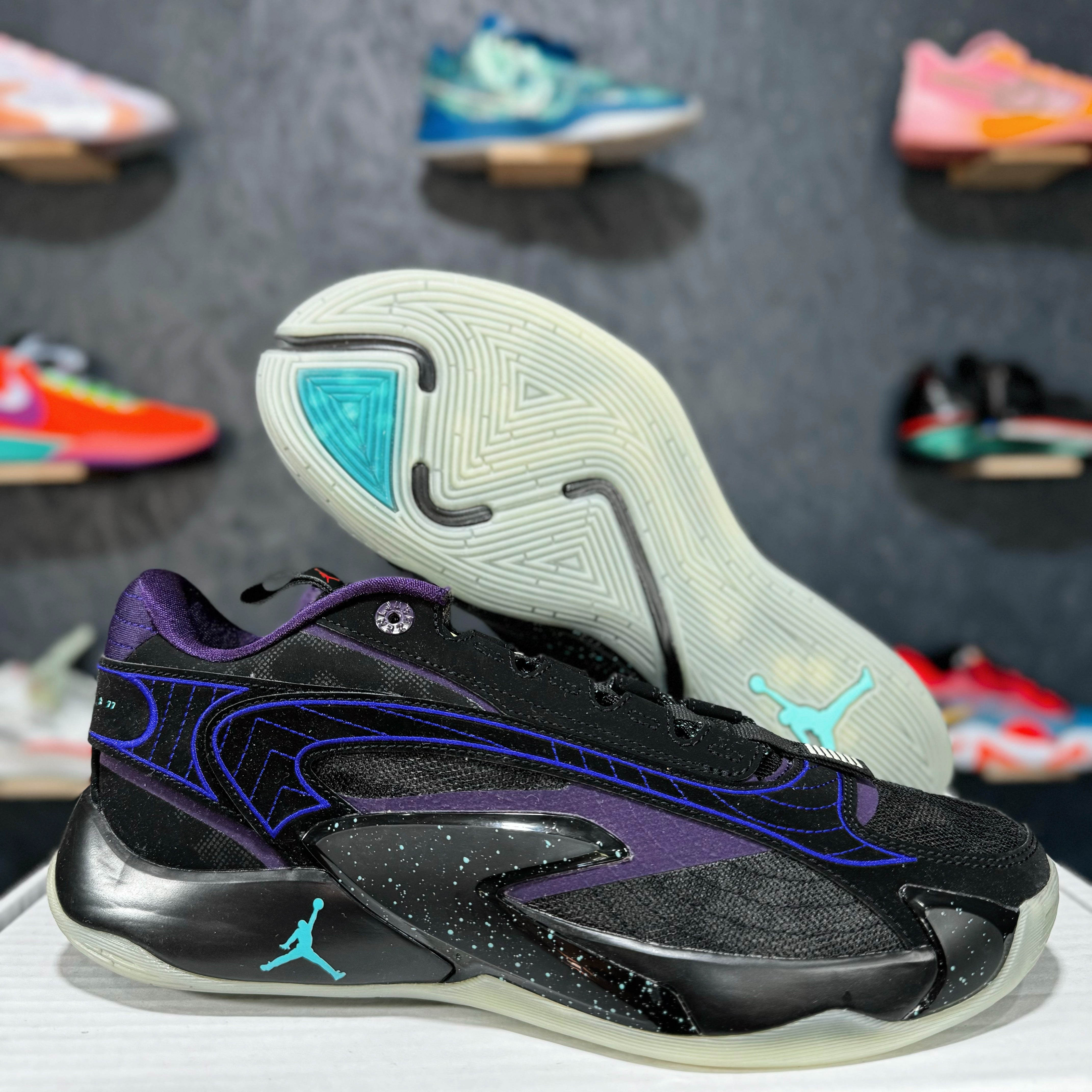 Luka 2 "Luk.AI Space Hunter" – Ballin' Chile